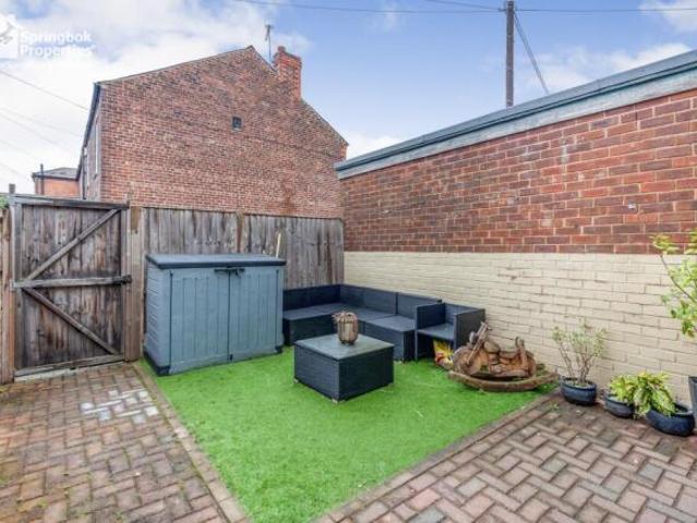 3 bedroom terraced house for sale in Marsh House Lane, Warrington, Cheshire, WA1
