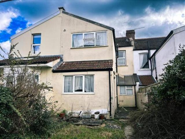 3 bedroom terraced house for sale in Marston Road, Knowle, Bristol, BS4