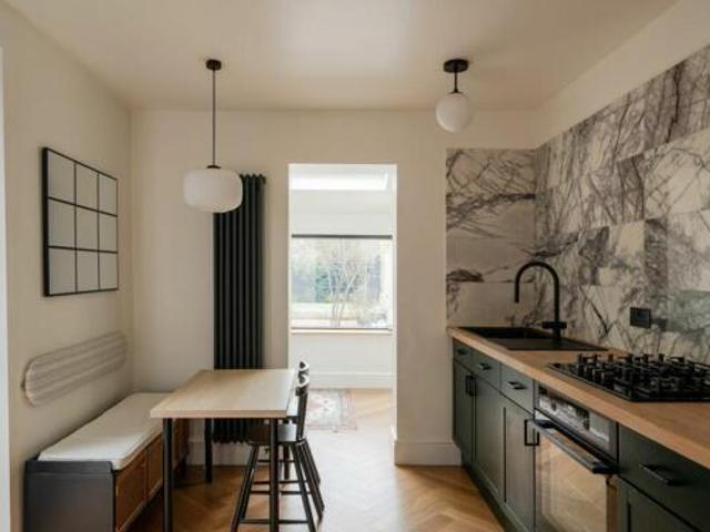 3 Bedroom Terraced House For Sale In Maryland, London