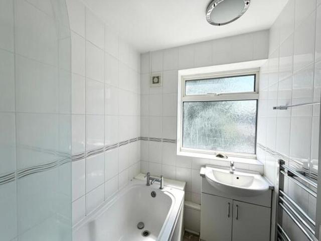 3 bedroom terraced house for sale in Maryside, Slough, SL3 7ET, SL3