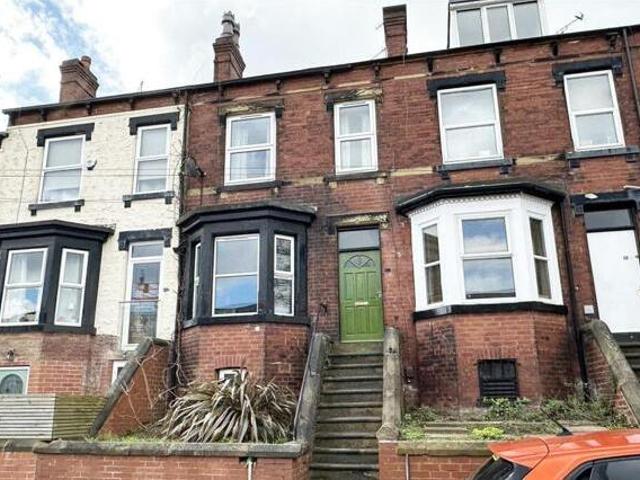 3 Bedroom Terraced House For Sale In Meanwood, Leeds