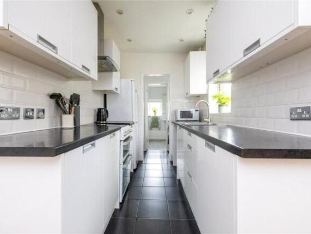 3 bedroom terraced house for sale in Melville Road, Maidstone, Kent, ME15