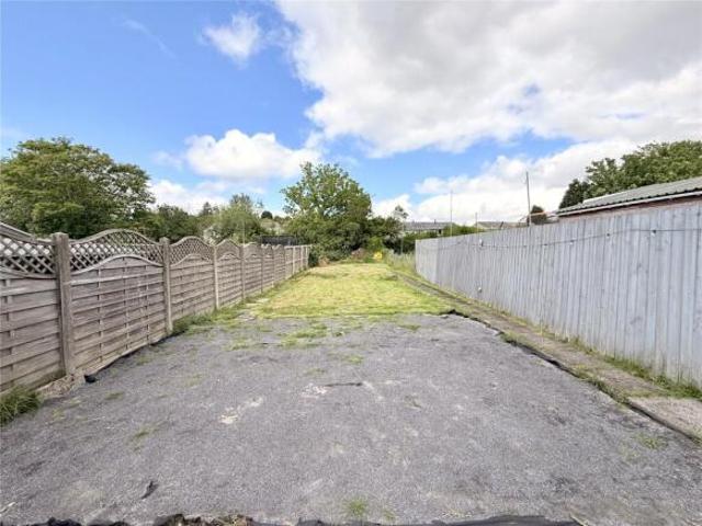 3 bedroom terraced house for sale in Middle Road, Gendros, Swansea, SA5