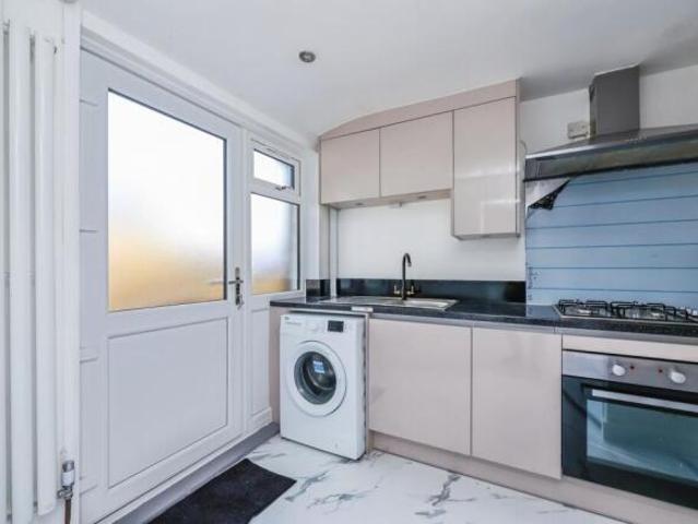 3 bedroom terraced house for sale in Midhurst Way, Clifton, Nottingham, NG11