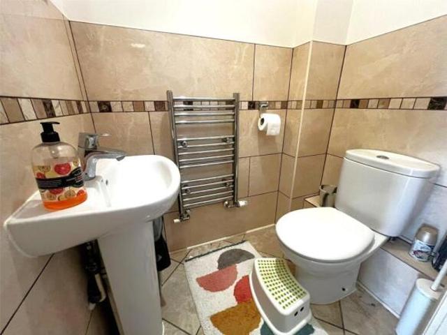 3 bedroom terraced house for sale in Mill Road, Basingstoke, Hampshire, RG24
