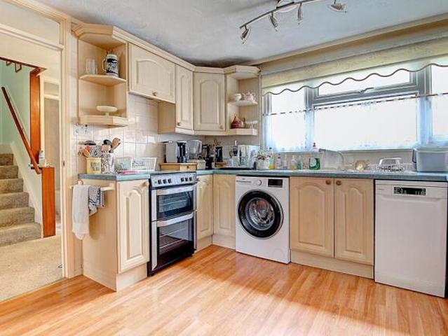 3 bedroom terraced house for sale in Millard Close, Basingstoke, RG21