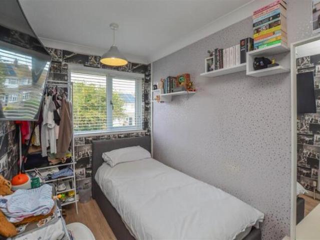 3 bedroom terraced house for sale in Mimosa Close, Pilgrims Hatch, Brentwood, CM15