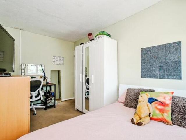 3 bedroom terraced house for sale in Muirfield Road, Worthing, BN13