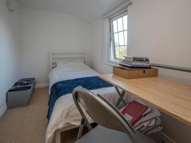 3 bedroom terraced house for sale in Myrtle Road, Warley, Brentwood, CM14