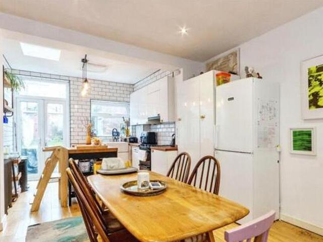 3 Bedroom Terraced House For Sale In Nottingham, Nottinghamshire