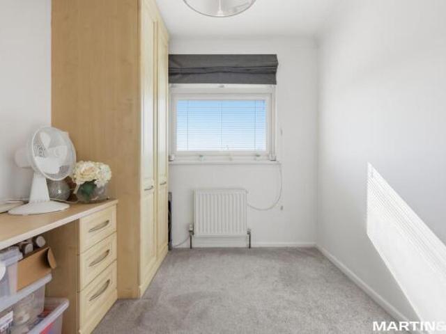 3 bedroom terraced house for sale in Noakes Avenue, Chelmsford, CM2