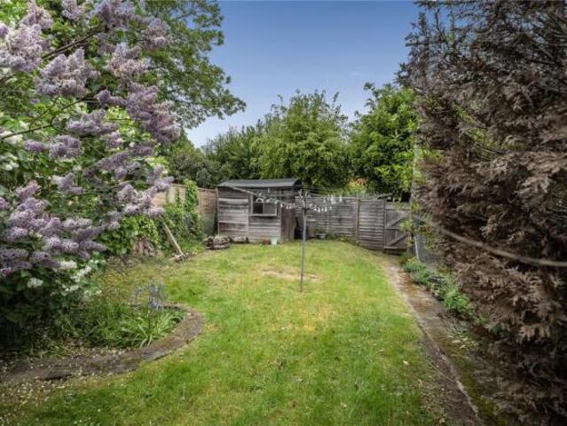 3 bedroom terraced house for sale in Norcot Road, Tilehurst, Reading, RG30