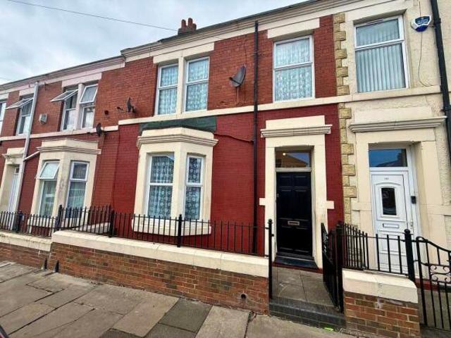 3 bedroom terraced house for sale in Normount Road, Newcastle upon Tyne, and Wear, NE4 8SJ, NE4