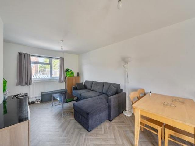 3 bedroom terraced house for sale in Normandy Crescent, Oxford, OX4