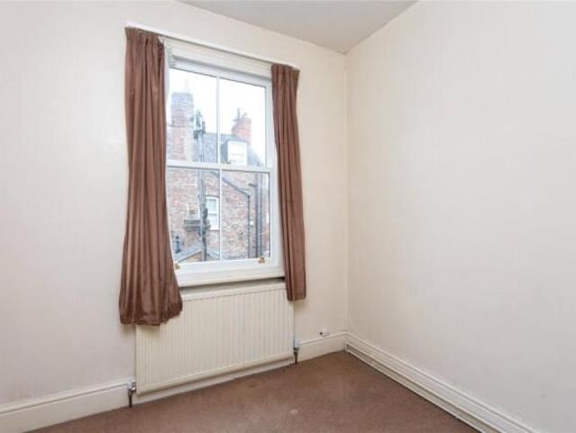 3 bedroom terraced house for sale in North Parade, York, North Yorkshire, YO30