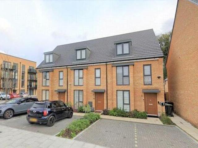 3 Bedroom Terraced House For Sale In Northfleet