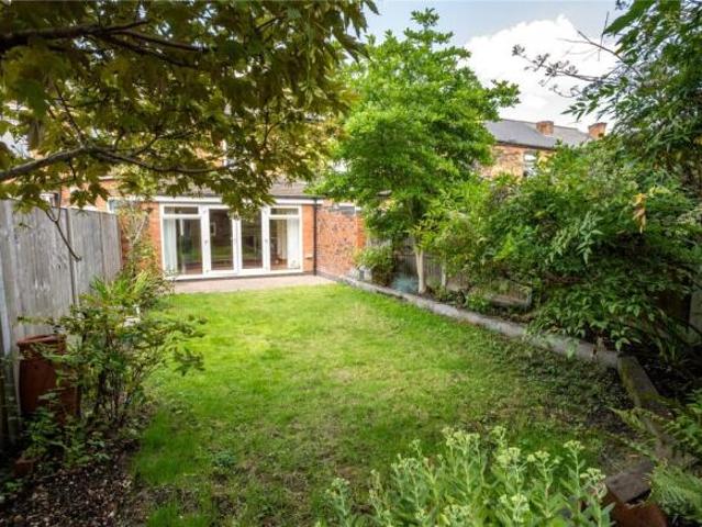 3 bedroom terraced house for sale in Northlands Road, Moseley, Birmingham, B13