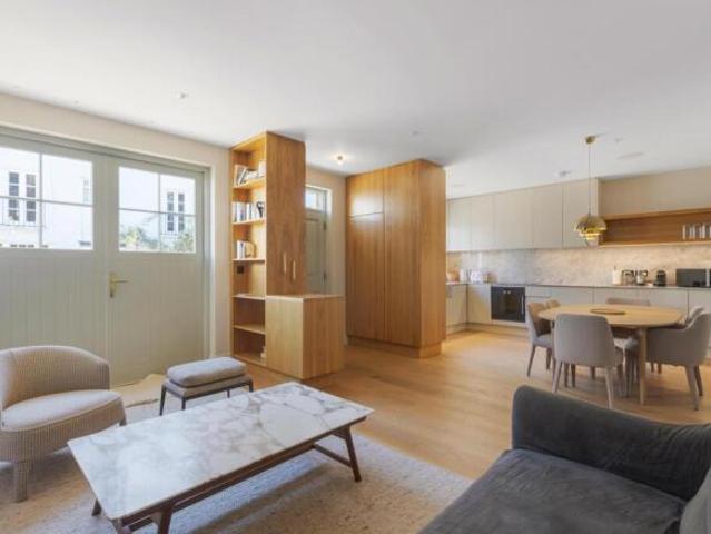 3 bedroom terraced house for sale in Napier Place, London W14