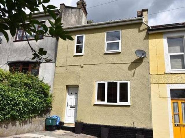3 bedroom terraced house for sale in Narroways Road St Werburghs BS2