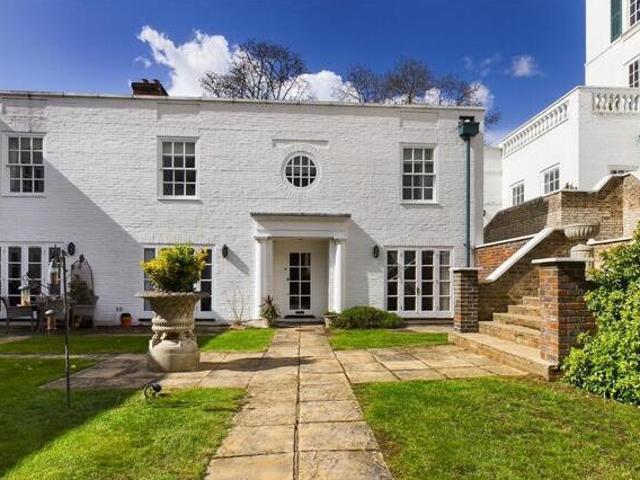 3 Bedroom Terraced House For Sale In Nashdom Lane, Burnham