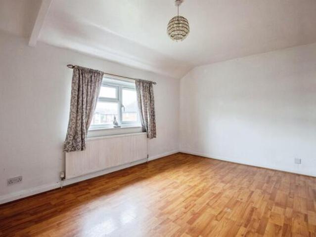 3 bedroom terraced house for sale in Neville Terrace, Leeds, LS9