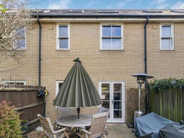 3 bedroom terraced house for sale in New Street, Cambridge, CB1