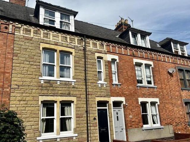 3 Bedroom Terraced House For Sale In Newark