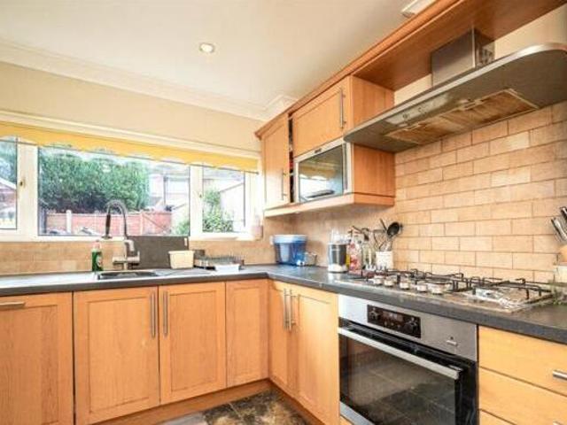 3 Bedroom Terraced House For Sale In Newbury, Hampshire