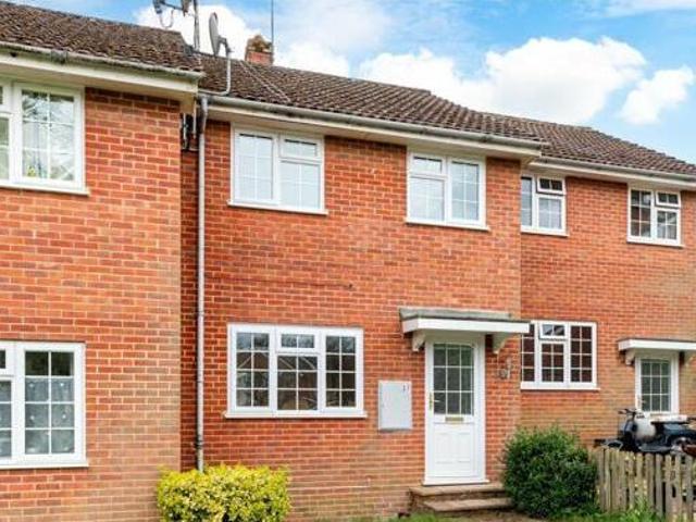 3 Bedroom Terraced House For Sale In Newbury, Hampshire
