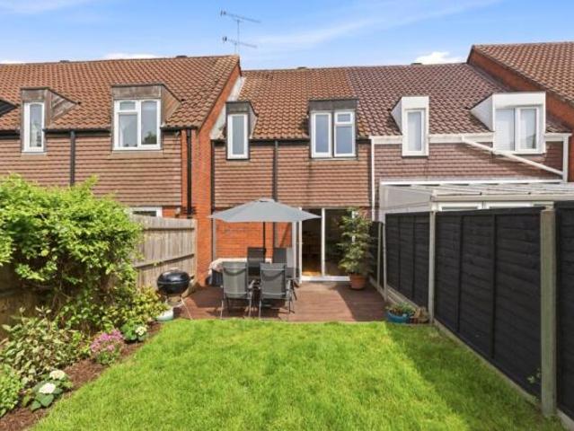 3 bedroom terraced house for sale in Newgate Close, St. Albans, Hertfordshire, AL4