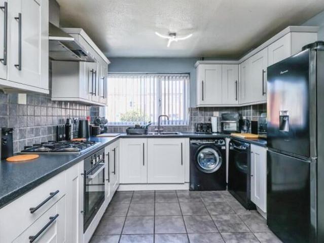 3 bedroom terraced house for sale in Newmarket Road, Nottingham, NG6