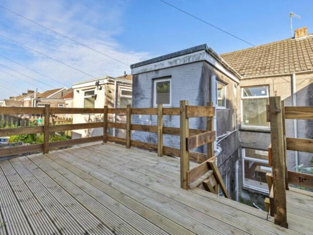 3 bedroom terraced house for sale in Neath Road, Plasmarl, Swansea, SA6 8JN, SA6