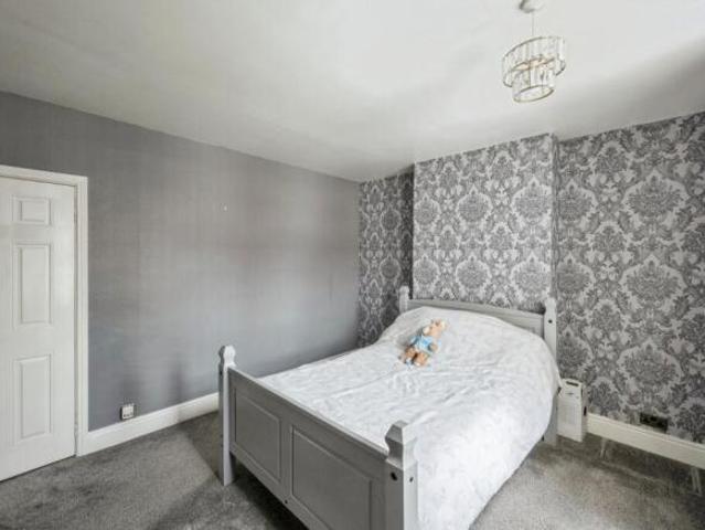 3 bedroom terraced house for sale in Nicholson Road, Doncaster, DN4
