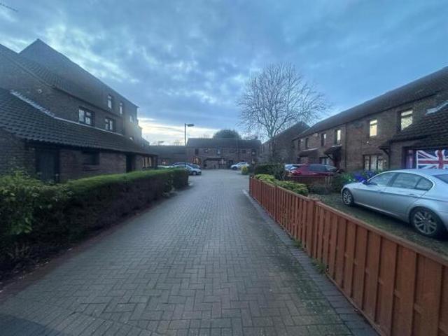 3 bedroom terraced house for sale in Southwick Close, Peterborough, PE4