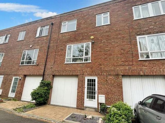 3 bedroom terraced house for sale in South Drive, Edgbaston, B5