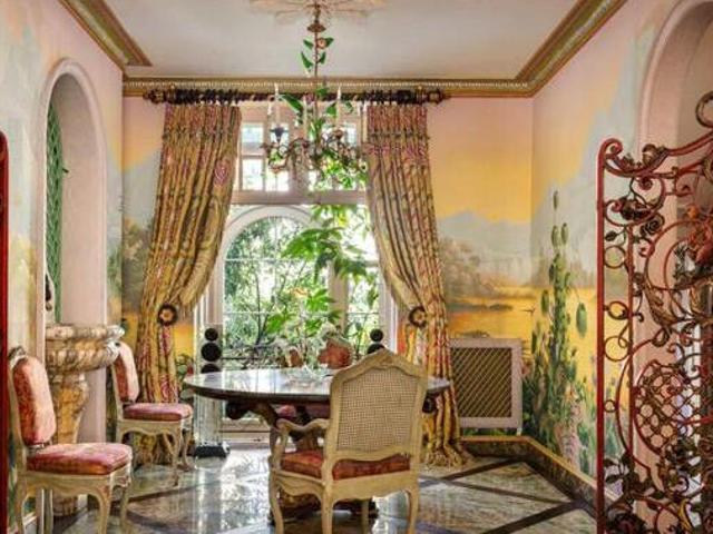 3 Bedroom Terraced House For Sale In South Kensington, London