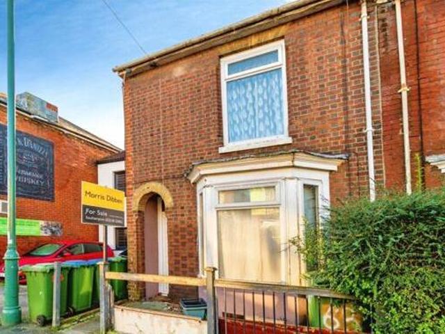 3 Bedroom Terraced House For Sale In Southampton, Hampshire