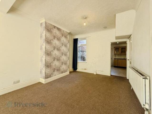3 bedroom terraced house for sale in Somerset Street, Hull, HU3