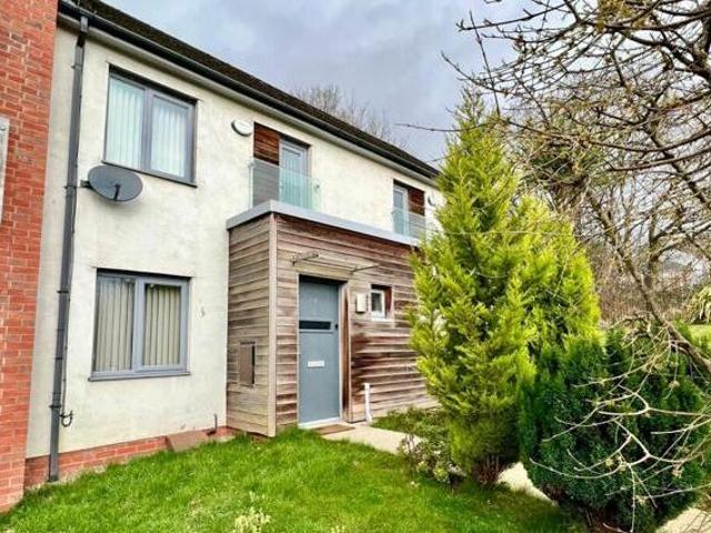 3 Bedroom Terraced House For Sale In Salford