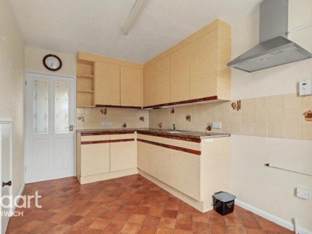 3 bedroom terraced house for sale in Salhouse Road, Norwich, NR7