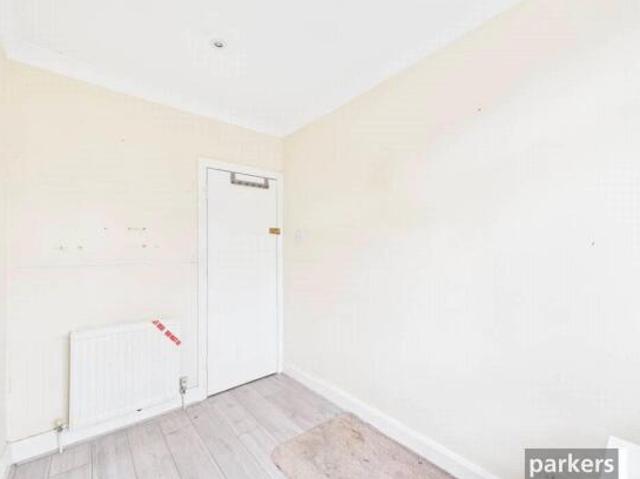 3 bedroom terraced house for sale in Salisbury Road, Reading, Berkshire, RG30