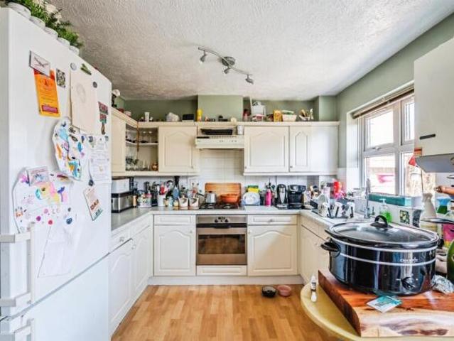 3 bedroom terraced house for sale in Salvador Close, Eastbourne, BN23