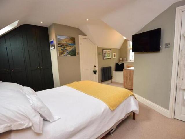 3 bedroom terraced house for sale in Sandford Walk, Newtown, Exeter, EX1