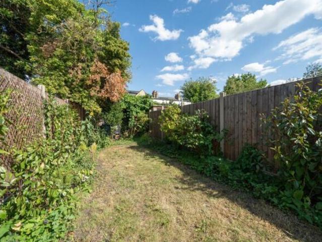 3 bedroom terraced house for sale in Sedgwick Street, Cambridge, CB1