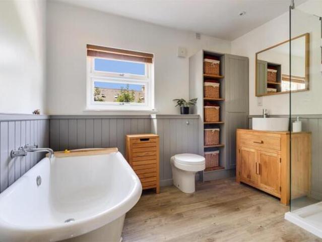 3 bedroom terraced house for sale in Sedgwick Street, Cambridge, CB1