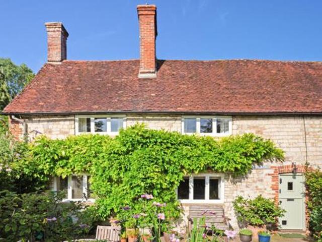 3 Bedroom Terraced House For Sale In Selborne, Alton