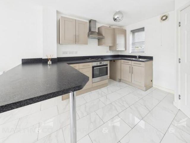 3 bedroom terraced house for sale in Sceptre Avenue, Bessecarr, DN4