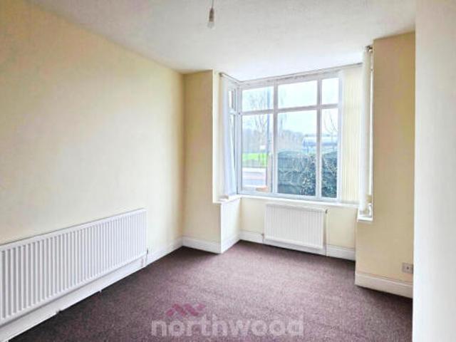 3 bedroom terraced house for sale in Sheffield Road, Warmsworth, Doncaster, DN4