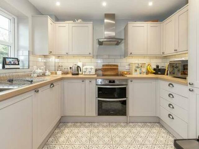3 bedroom terraced house for sale in Shelton Avenue Toddington LU5