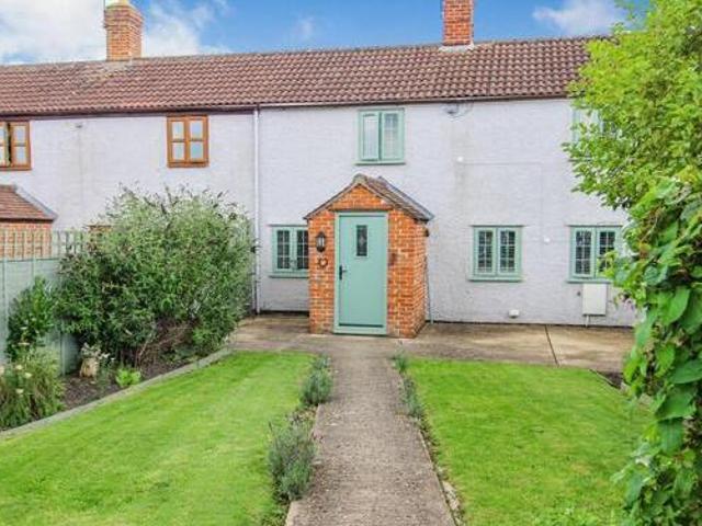 3 Bedroom Terraced House For Sale In Shrivenham